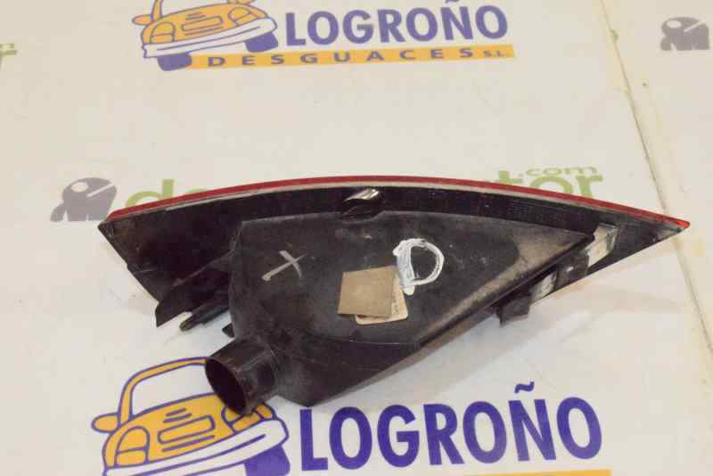 Genuine Ford Focus Mk2 LHD Reverse Lamp Unit 1505706 for sale online | eBay