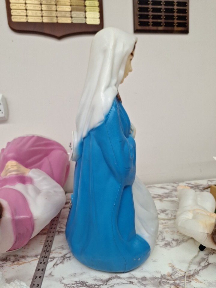Vintage Empire Blow Mold Christmas Nativity Set Joseph Mary Jesus ...