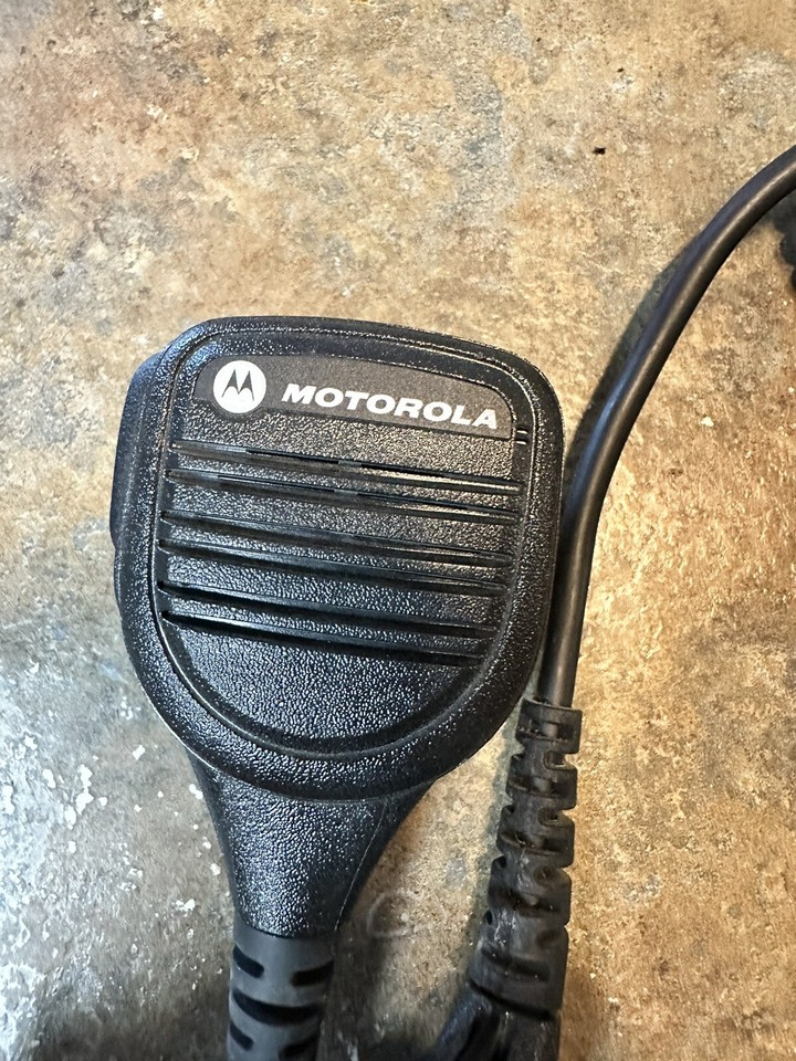 Motorola PMMN4040A Remote Speaker Microphone for 2-Way Radio for ...