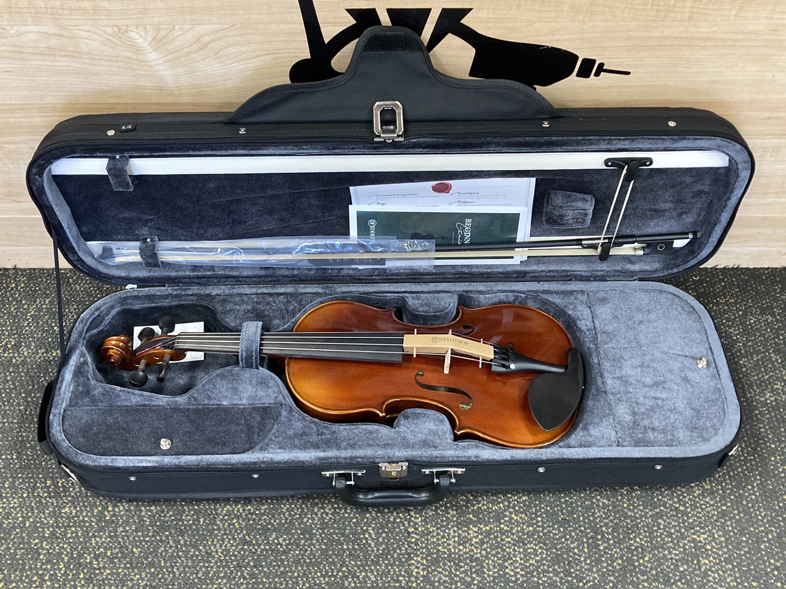 Fiddlerman Concert Violin Outfit with Case - 4/4 Full Violin