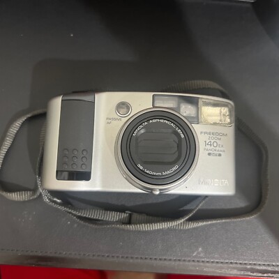Minolta Freedom Zoom 140EX Panorama Date 35mm Point Shoot Film Camera ...
