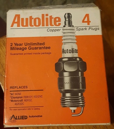 Autolite 104 Spark Plugs (4 Pack) NEW Open BOX | eBay