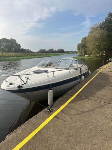 2001 Bayliner Capri 2352 Cuddy – Mercruiser 5.7 V8 – New Transom 2024 ...