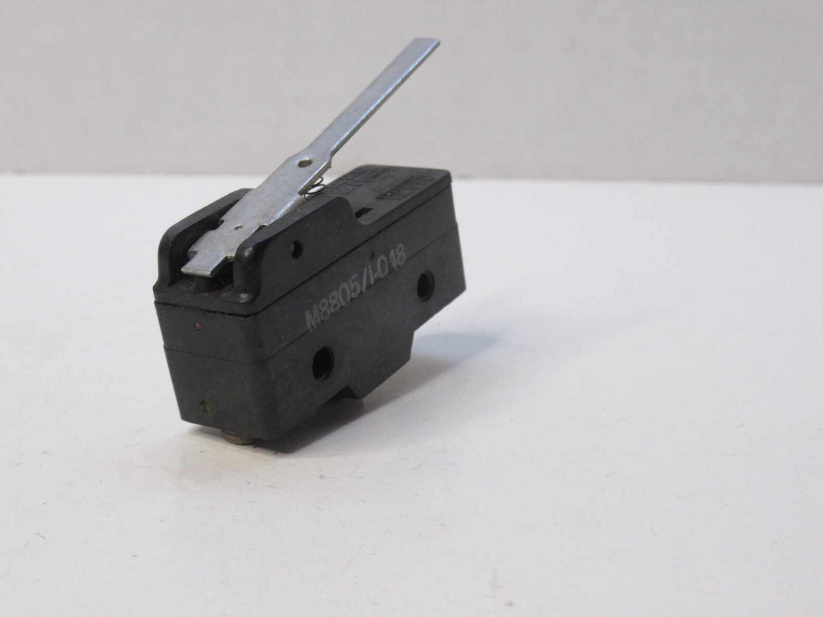 (NEW) MICRO SWITCH M8805/1-048 M8805/1048 Limit Switch | eBay