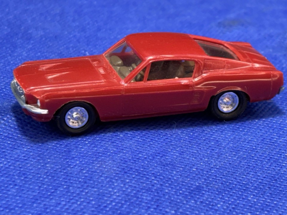 Lindberg Mini Lindy Ford Mustang # 5 | eBay