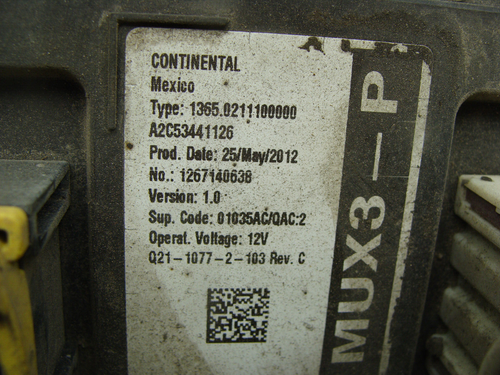 Paccar Elec. Chassis Control Mod. P/N Q2110772103 Rev. C for sale ...