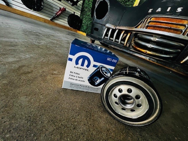 (1) Engine Oil Filter Mopar 04884899AC genuine oem - same as dealer | eBay