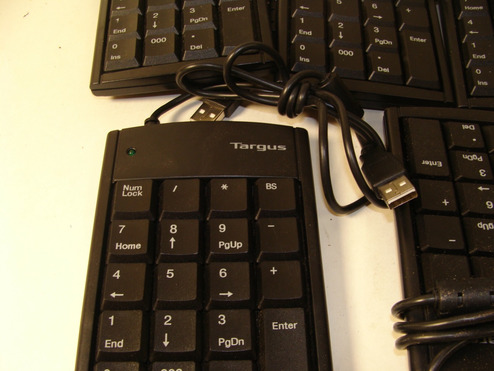 Lot of 5 Targus External USB Keyboard for Desktop , Computer , or ...