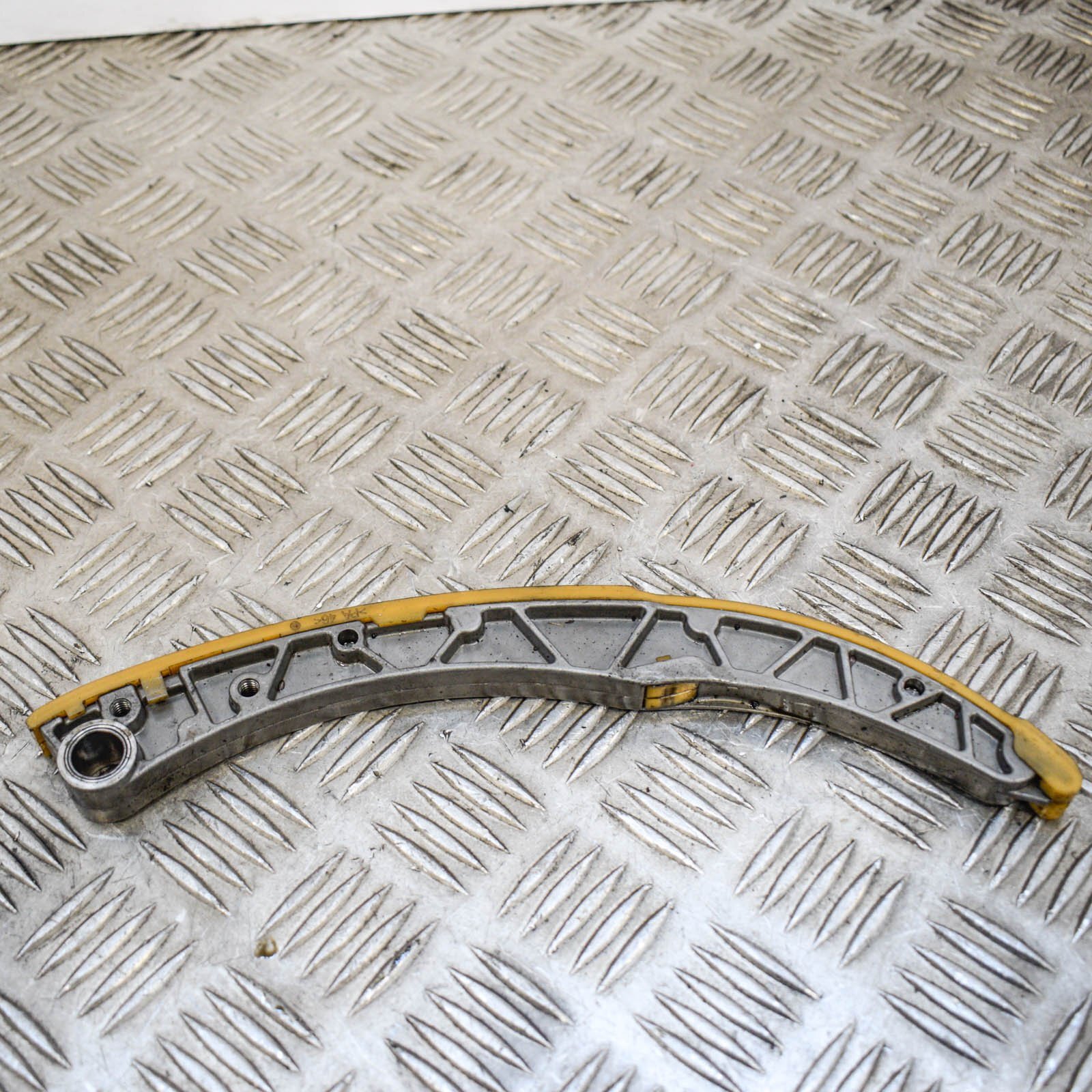 AUDI A6 C7 Engine Slide Rail For Timing Chain 059109510F 2016 3.0 TDI ...
