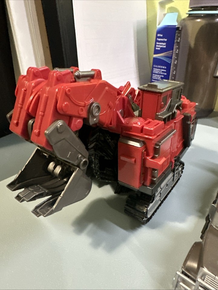 Studio Series Set Of Four Constructicons Mixmaster, Overload, Scavenger ...