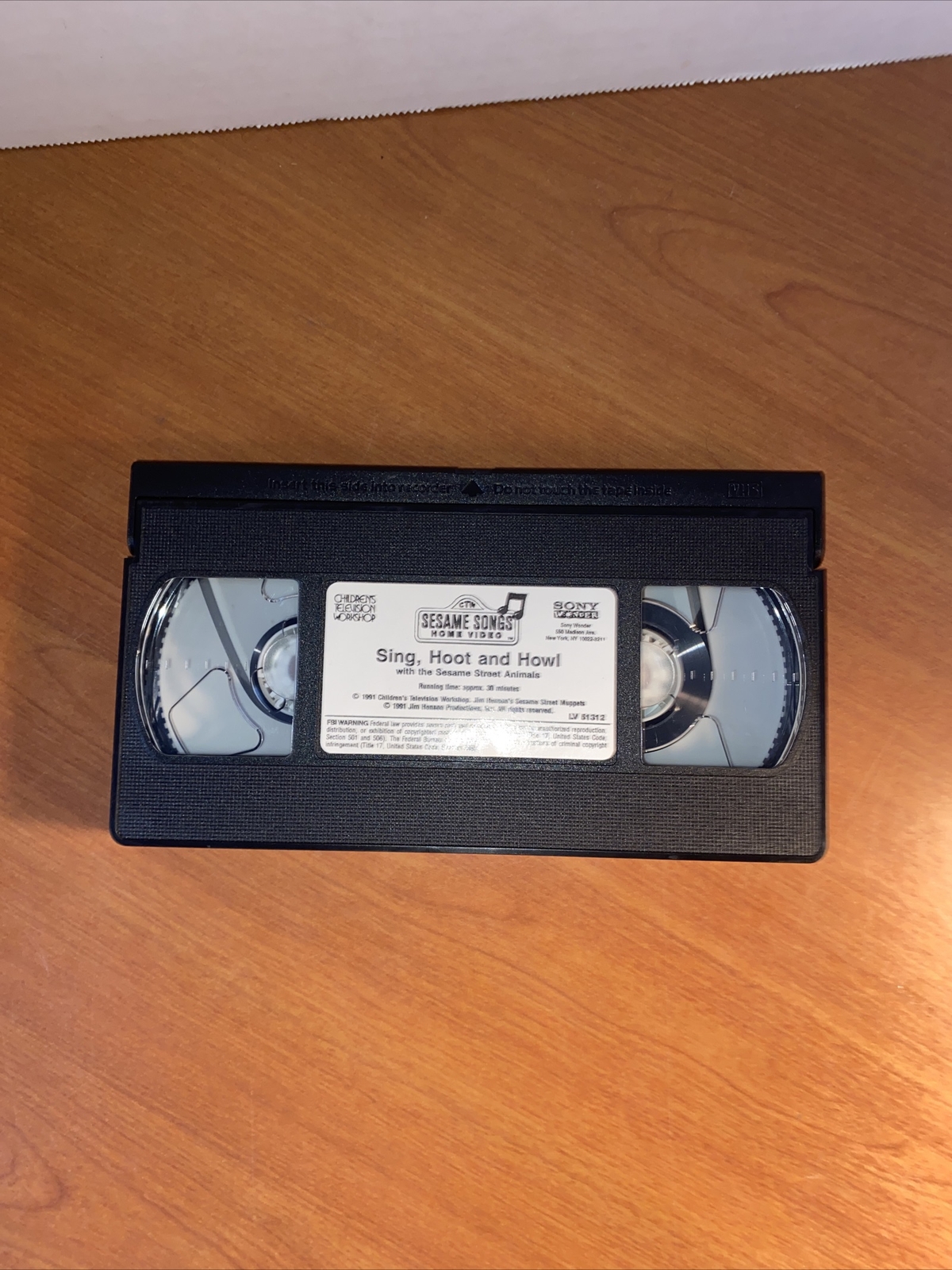 Sesame Street - Sing, Hoot & Howl ~ VHS ~ | Grelly USA