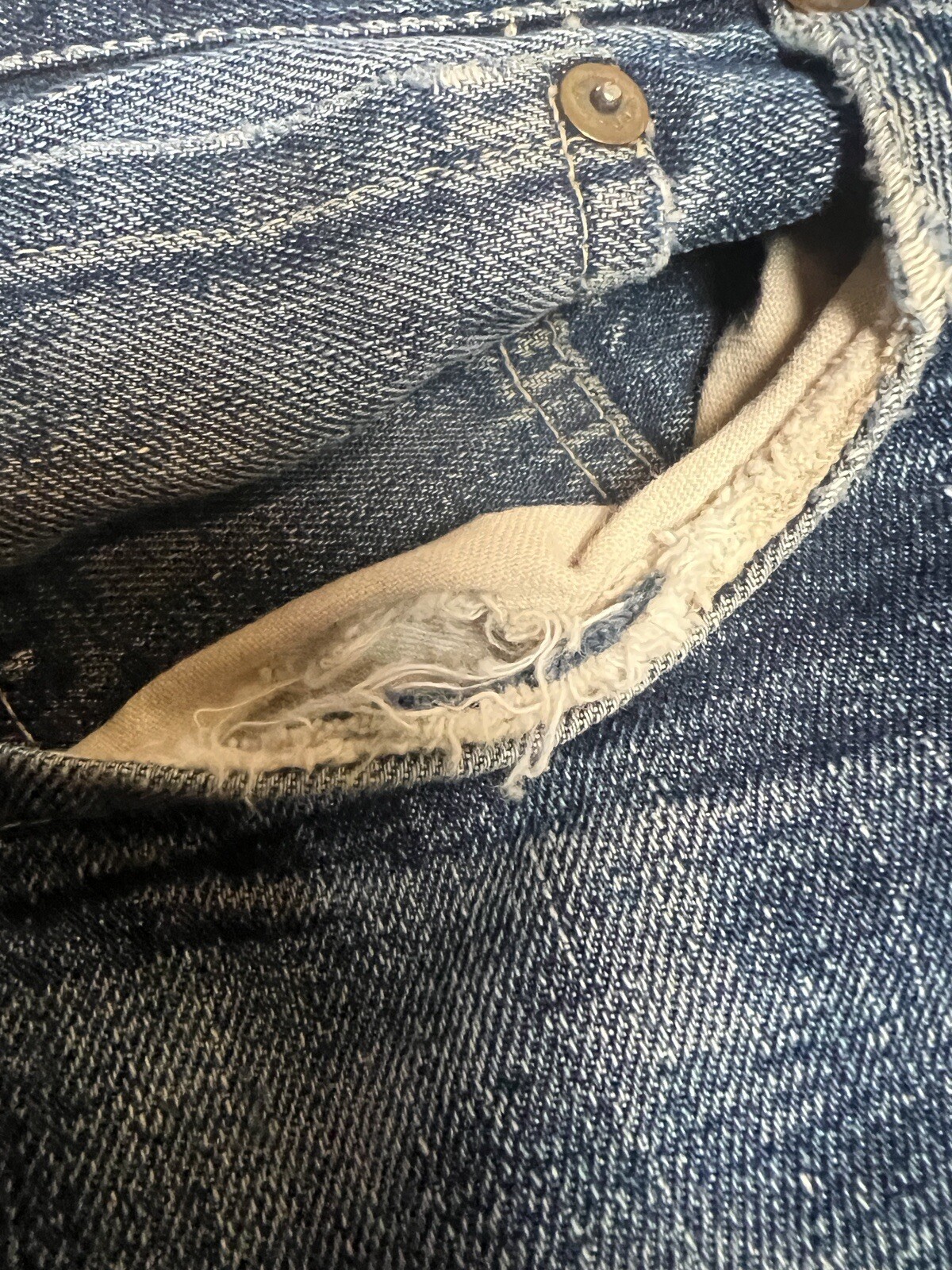 Vintage 1940s Levis Big E Hidden Rivet 501xx Jerky/Le… - Gem