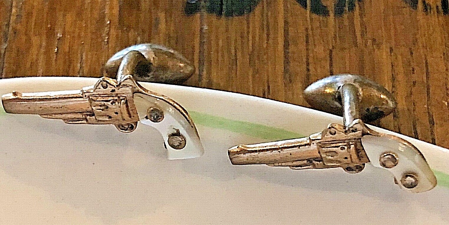 Vintage Pearl Handled Revolver Men's Cufflinks Gold T… - Gem