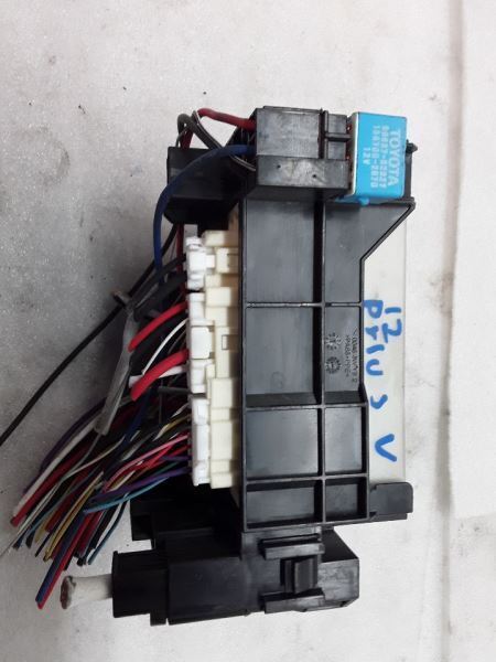 82641-47090 Cabin Fuse Relay Box 2012 TOYOTA PRIUS V HO-106P | eBay