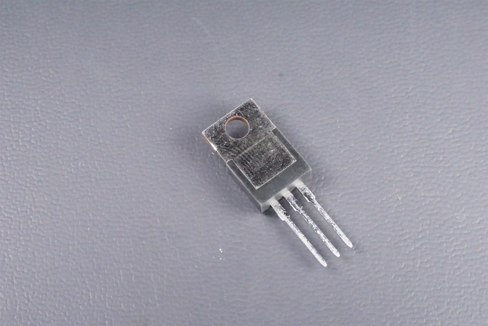 Lot of 2 LM337T Motorola Linear Voltage Regulator Adjust -1.2V 1.5A TO ...