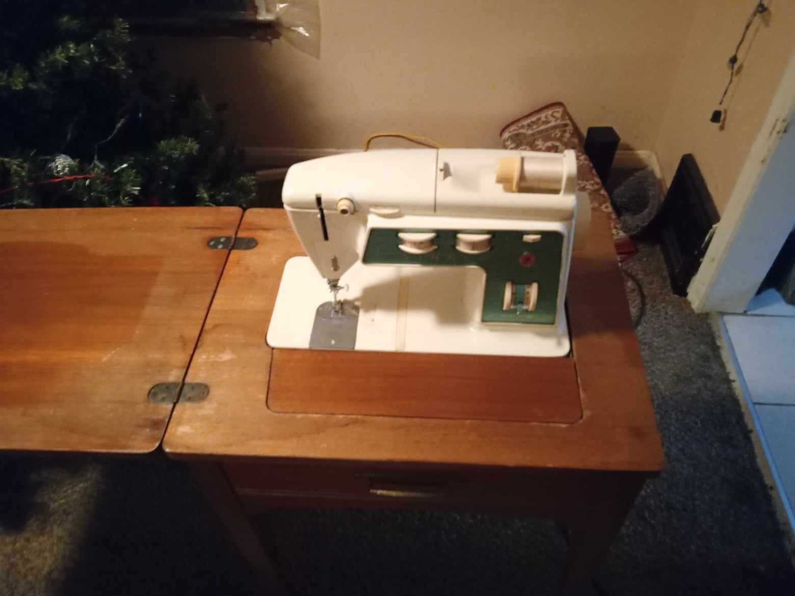 Vintage Singer Touch and Sew II 755 Sewing Machine Fold Out Cabinet ...