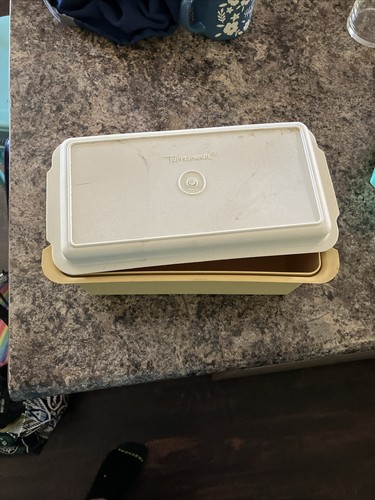 Tupperware Bread Box #171-2 w/Lid Vintage Harvest Gold | eBay
