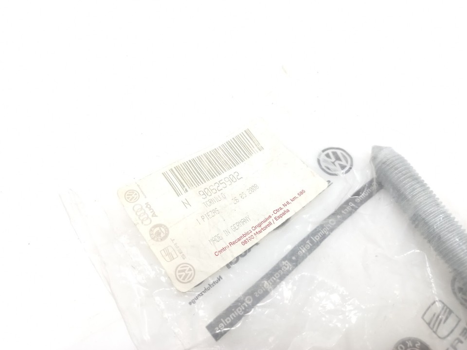 New Original Audi Volkswagen Screw N90625902 | eBay