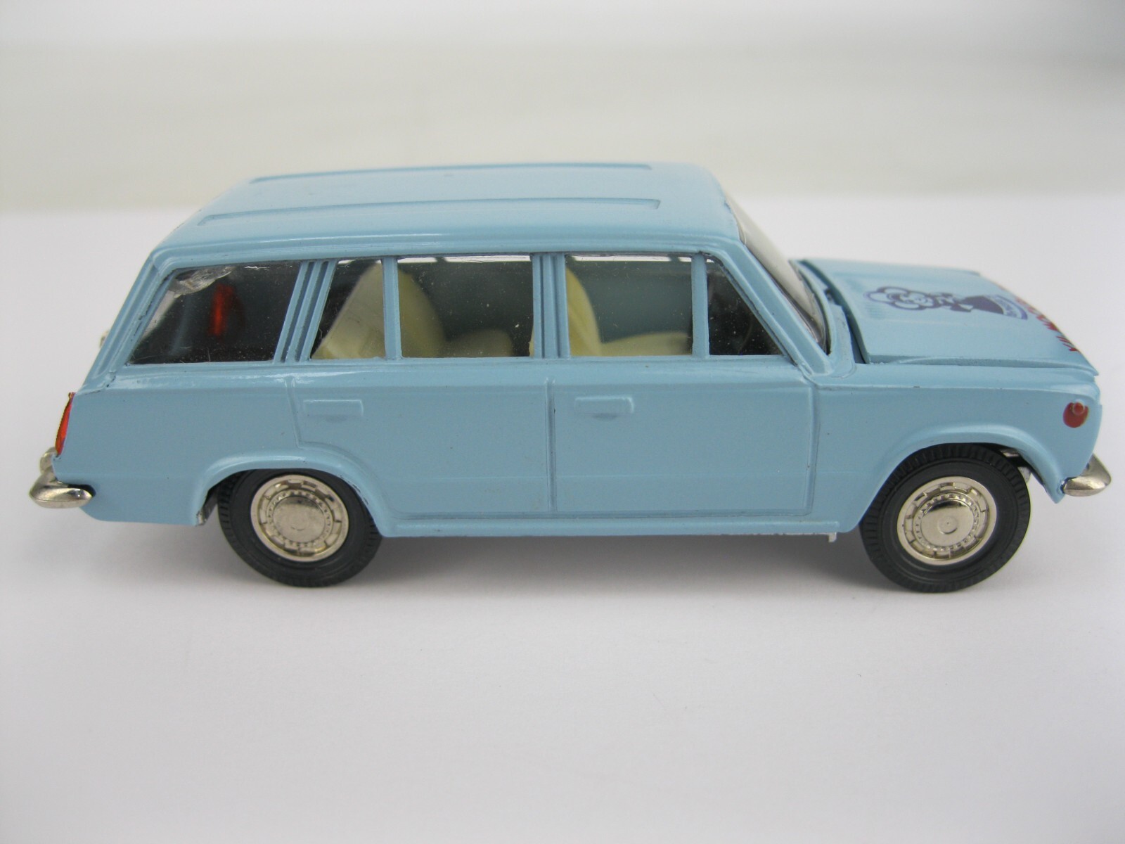 Lada VAZ 2102 car model A11 Novoexport Moscow Festival 1985 diecast 1: ...