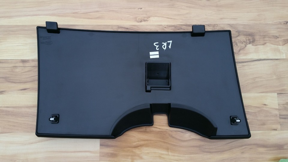 2005 - 08 LAND ROVER LR3 Under Steering Wheel Dash Panel BLACK ...