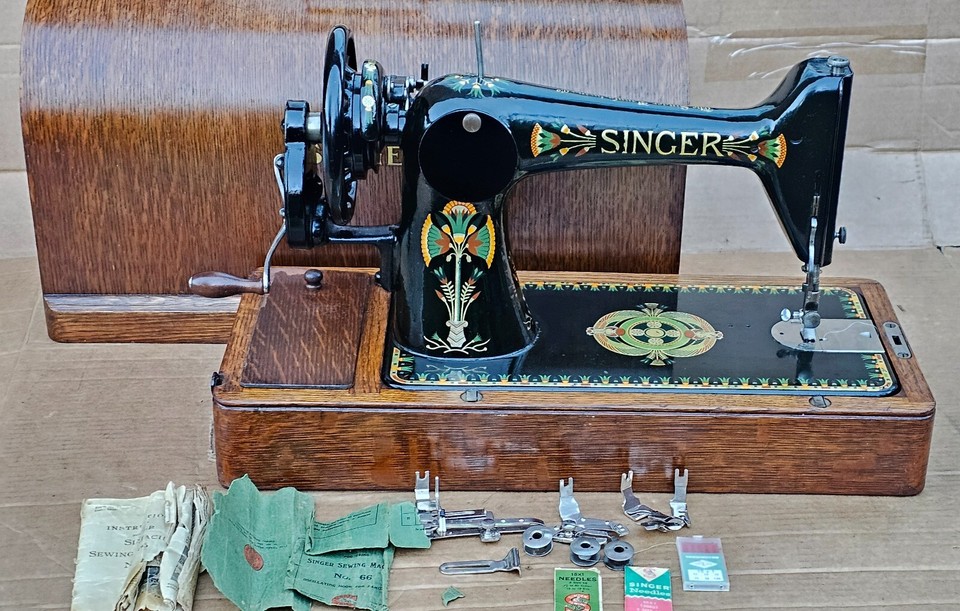 Blackside Singer 66K Lotus Hand crank sewing machine with bentwood case ...