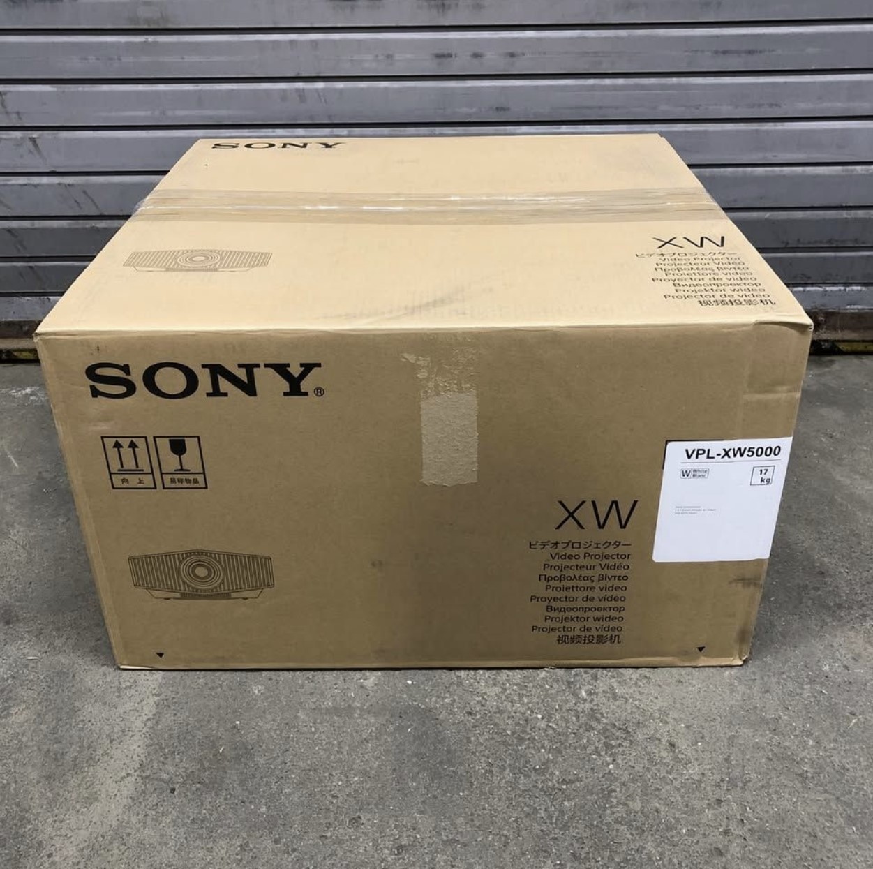 Sony VPL-XW5000ES 4K HDR Laser Home Projector with Native 4K HDR | eBay