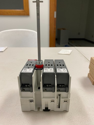 ABB OS30FAJ12 FUSIBLE DISCONNECT SWITCH 3PH 600VAC 30A w/ SHAFT CLASS ...