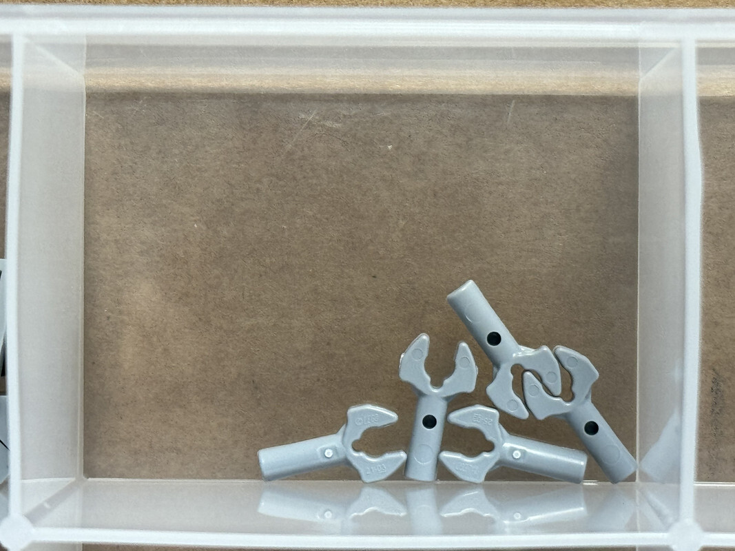 LEGO Parts - Light Bluish Gray Bar 1L w Clip Mechanical Claw - No ...