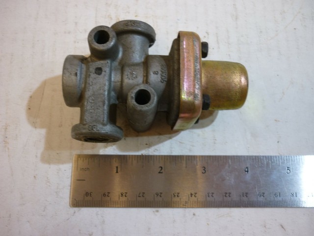 Bendix T 290548 D Air Manifold Airbrake Pressure Control Valve for sale ...