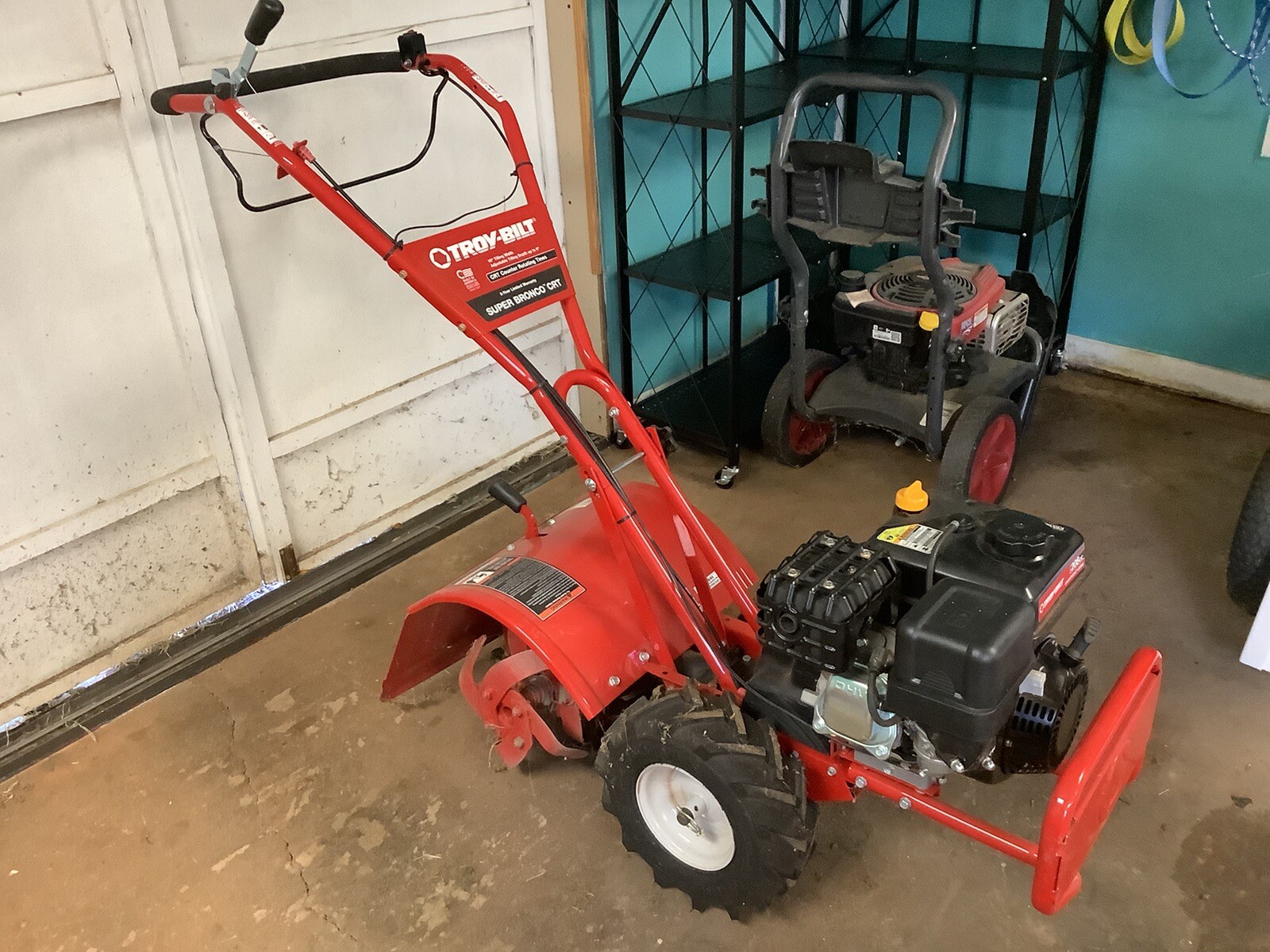 Troy-Bilt Tillers 16" Engine Rear W/ Power Reverse Tine Counter ...