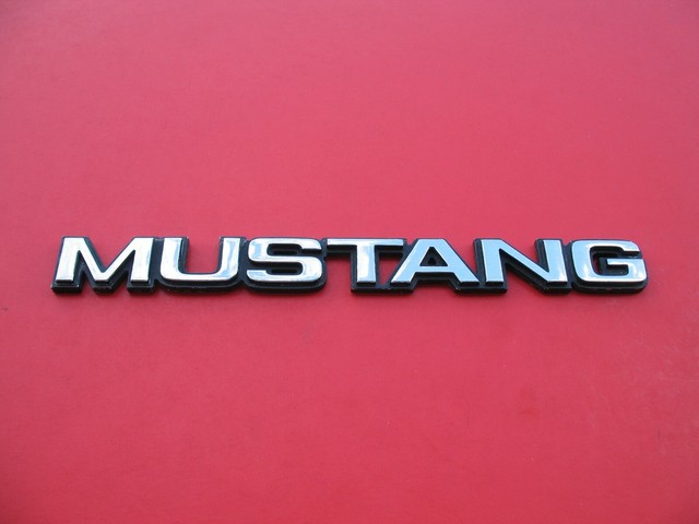 87 88 89 90 91 92 93 FORD MUSTANG REAR EMBLEM LOGO BADGE SIGN SYMBOL ...