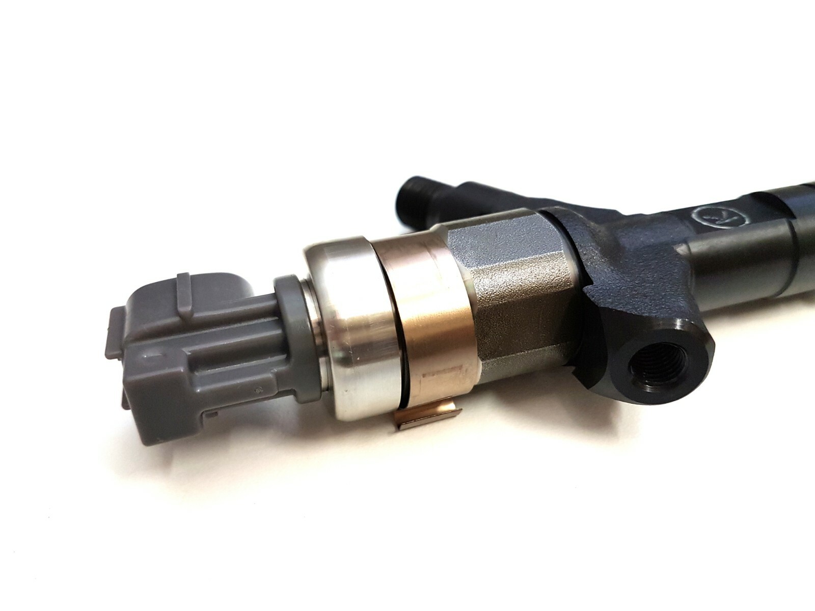 Fuel Injector 23670-30020 TOYOTA LAND CRUISER 3.0 D4d New OEM Denso ...