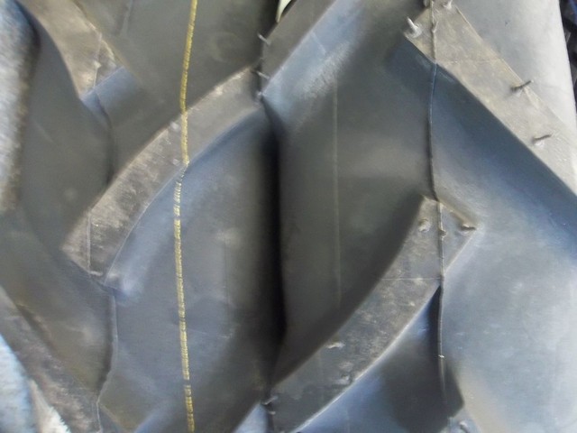 FOUR 500x15,5.00x15,500-15 HAY RAKE KUBOTA L02850 Bar Lug Tractor Tires ...