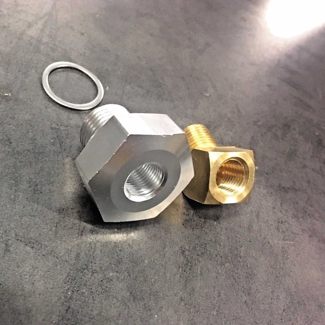 LS1 Oil Pressure Sending Unit 45° Angled Sensor Mount Kit LS6 LS LSX ...