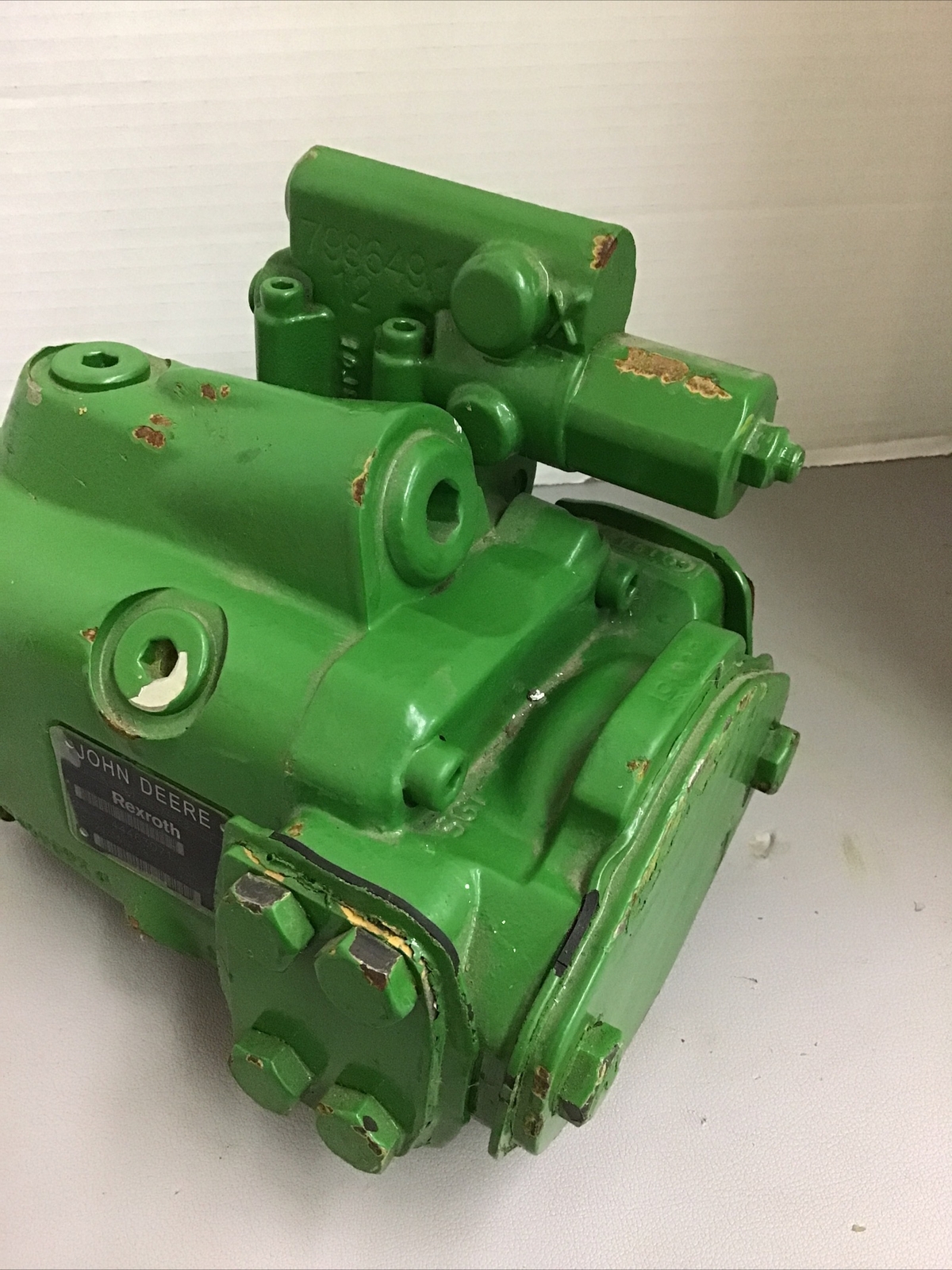 John Deere AN374888 Hydraulic Pump for JD 7660 6090HN002 6090HN005 (R19 ...