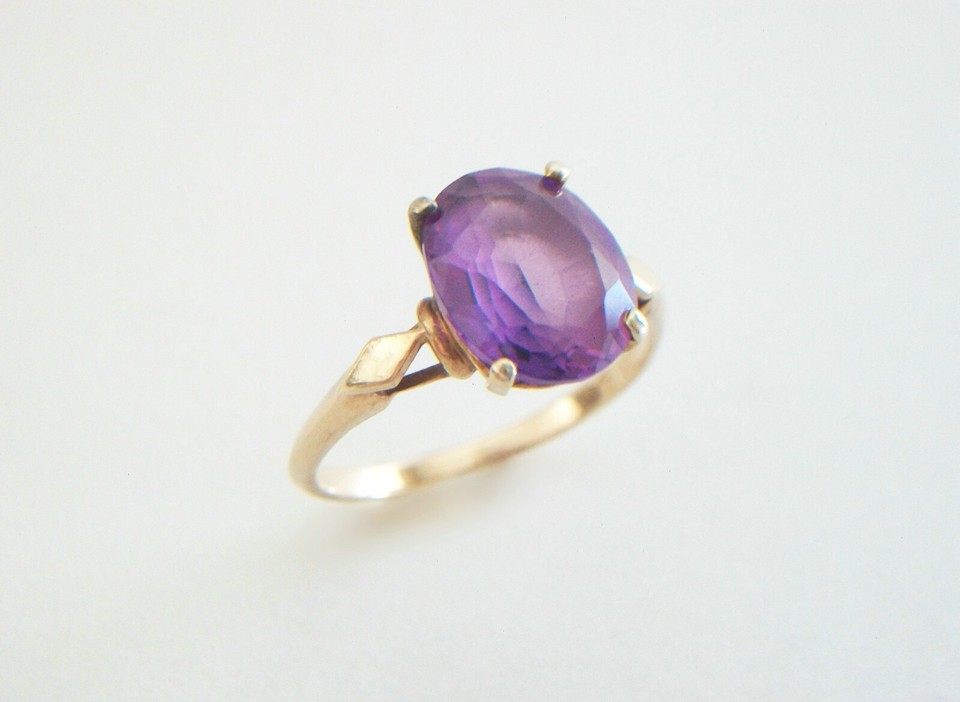 ARTHUR M. ANDERSON - Amethyst & 10K Gold Ring - United States - 20th ...
