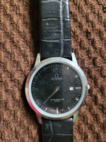 Omega Quartz Water Resistant Stainless Steel Back Men's Wristwatch ...