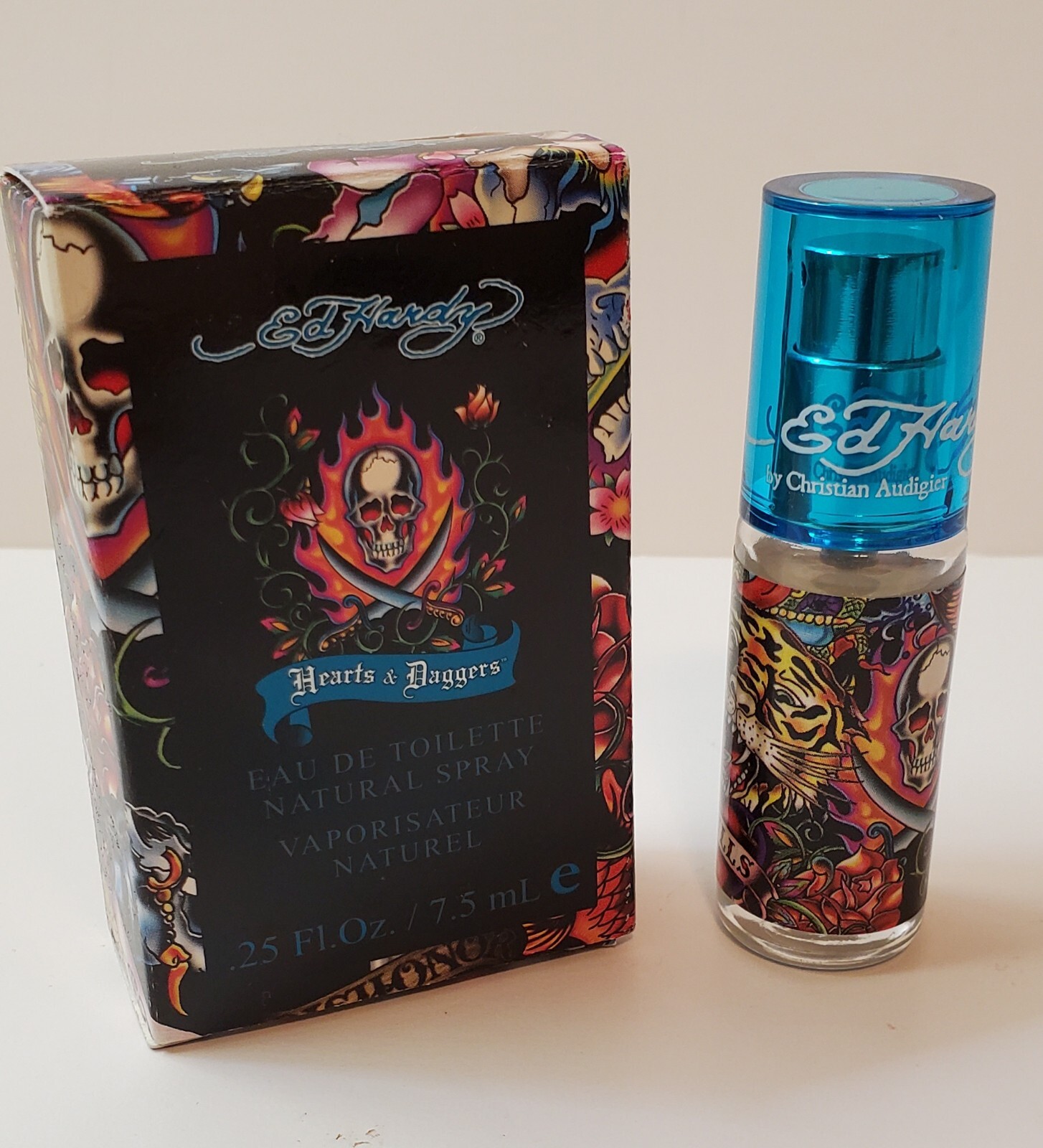 Ed Hardy HEARTS AND DAGGERS MEN EDT Travel Spray 0.25 oz NEW & Keychain ...