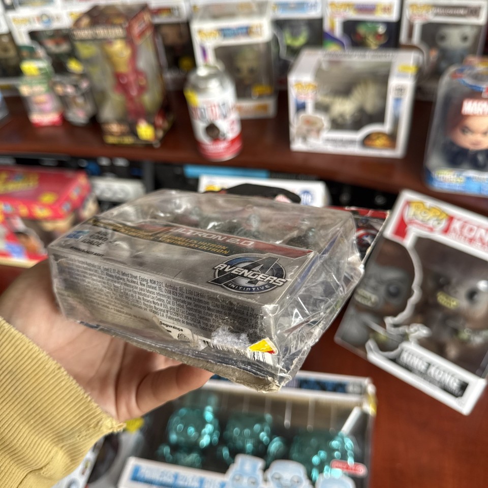 Marvel Avengers Age of Ultron - Ultron 2.0 & Ultron Sentries Hasbro ...