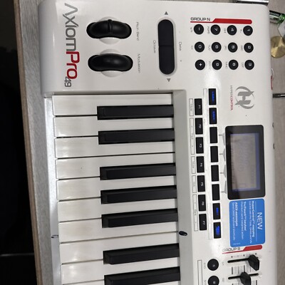 M-AUDIO Axiom PRO 49 Key Semi-weighted USB MIDI Controller Good ...
