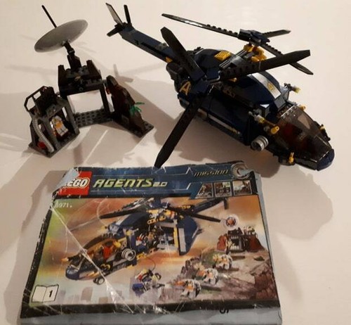 LEGO 8971 - Cyborg Robot Helicopter Agents - Arial Defense Unit ...