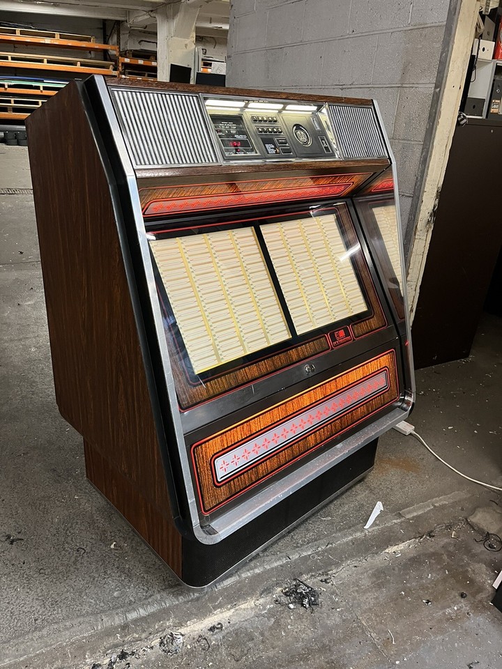 ROWE AMI R84 PRELUDE 200 SELECTION VINYL 45's JUKEBOX FULLY SERVICED IN ...