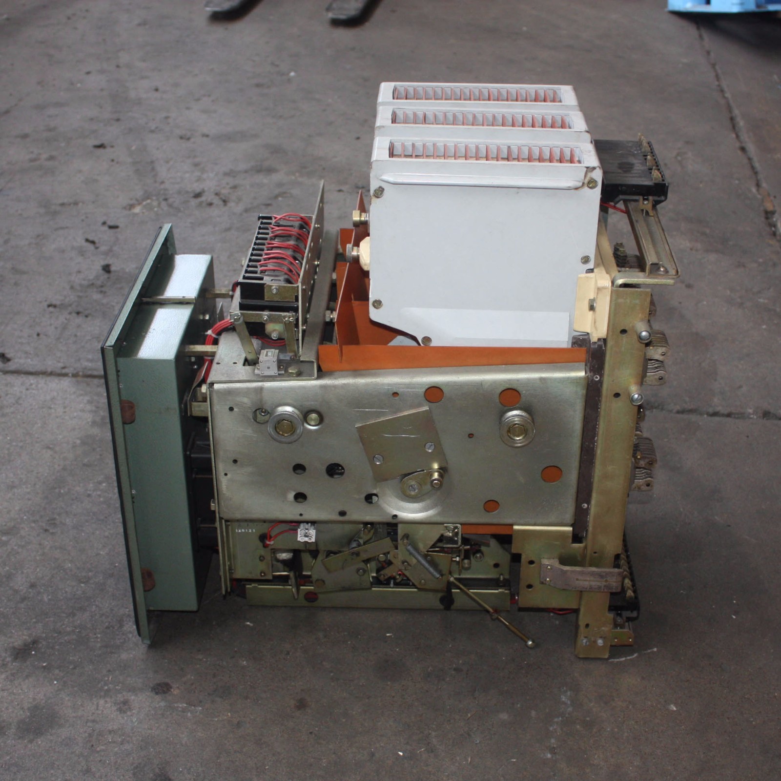 Nilsen Air Circuit Breaker 1600A Cat. No. NAB1/16D Industrial Mining ...