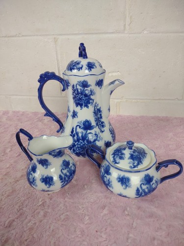 VTG Cracker Barrel Porcelain Victorian Blue & White Floral Tea/Coffee ...