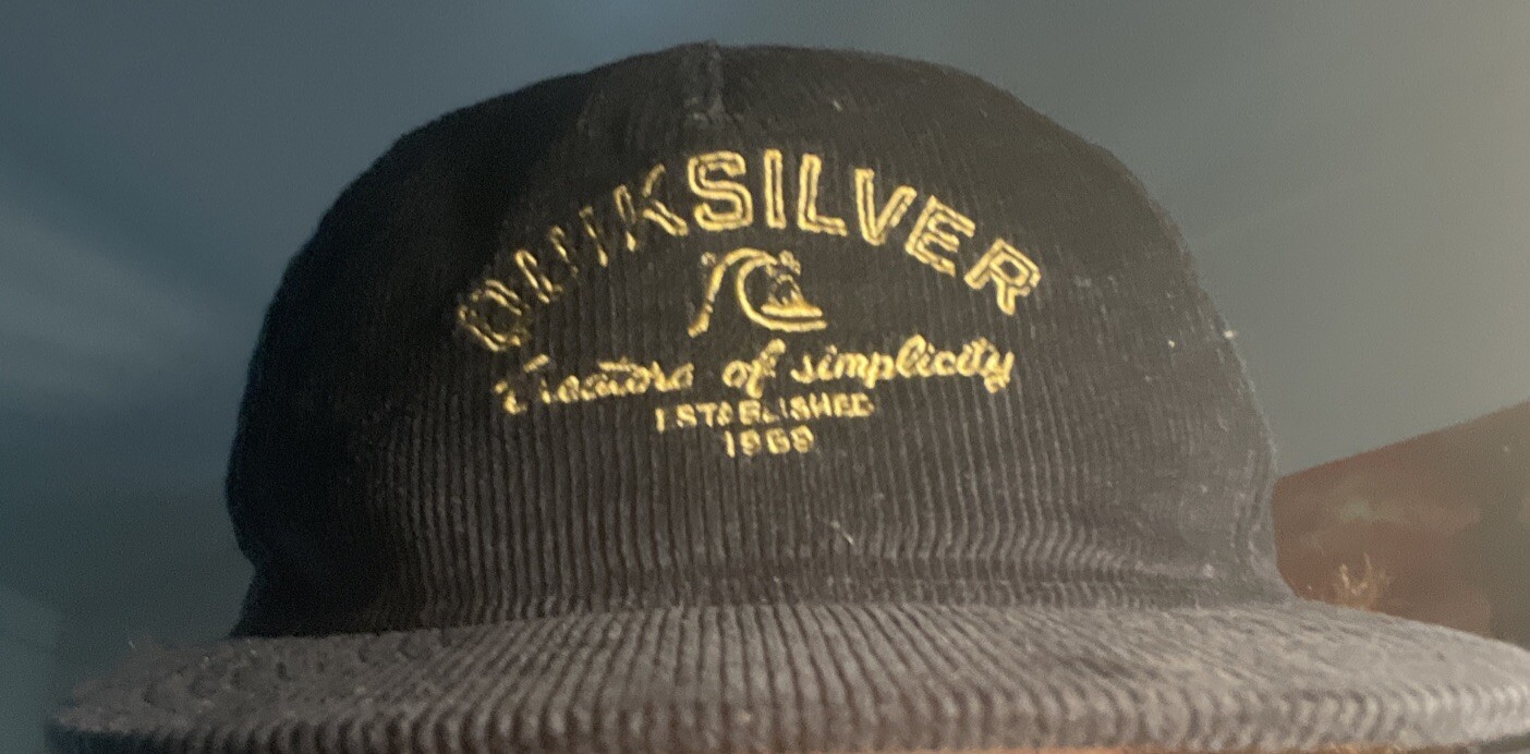 Quicksilver Hat Black Corduroy Gold Logo - Gem