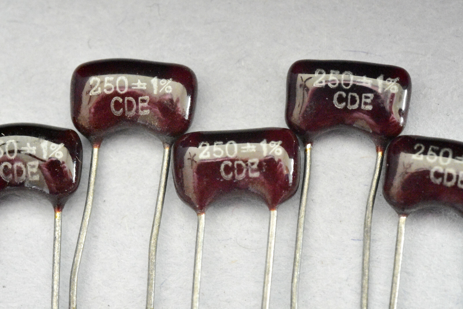 250pF Mica Capacitor 250pF / 500V, 1%, (x10 pieces.) | eBay