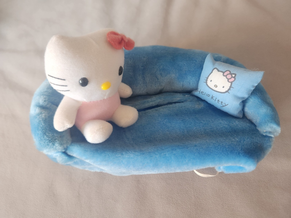 USED Hello Kitty Tissue Box Cover - Hello Kitty Doll on Sofa Couch Blue ...