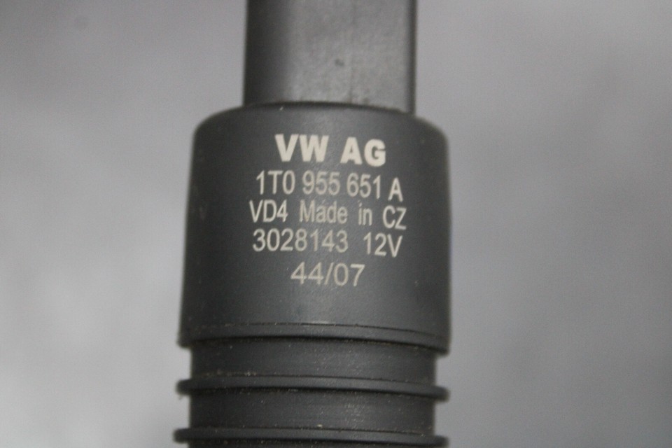 Pompa Lavaggio Audi VW Seat Pompa Pulizia Parabrezza 1T0955651A | eBay