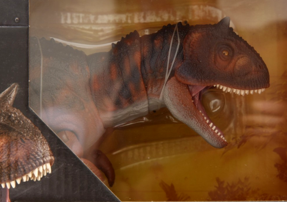 Jurassic World Hammond Collection Fallen Kingdom Carnotaurus Action ...