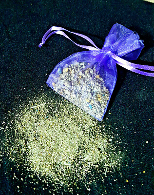 25 grams Bright Pyrite Fools Gold Dust in bag Crystals Chakra Healing ...